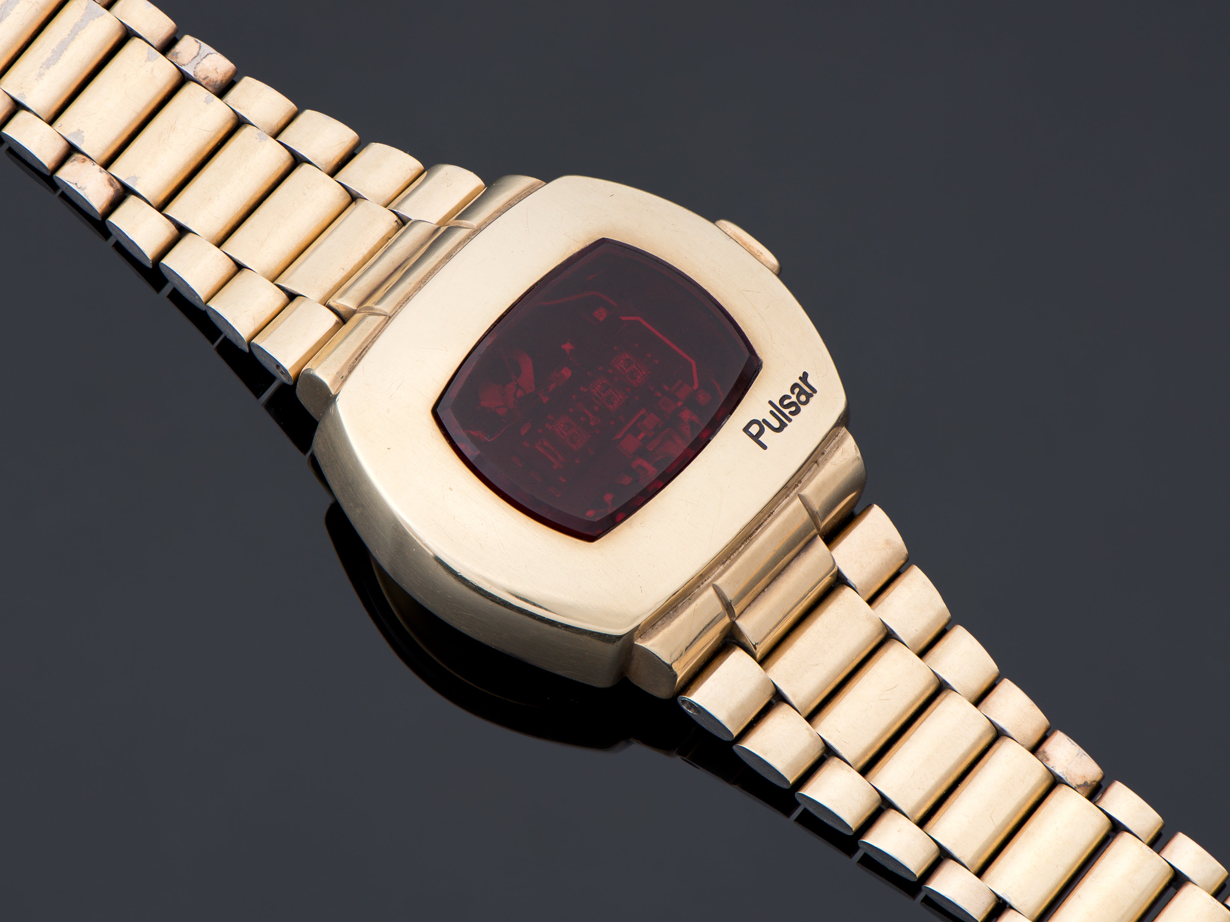 Hamilton Pulsar P2 Time LED Watch & Original Bracelet