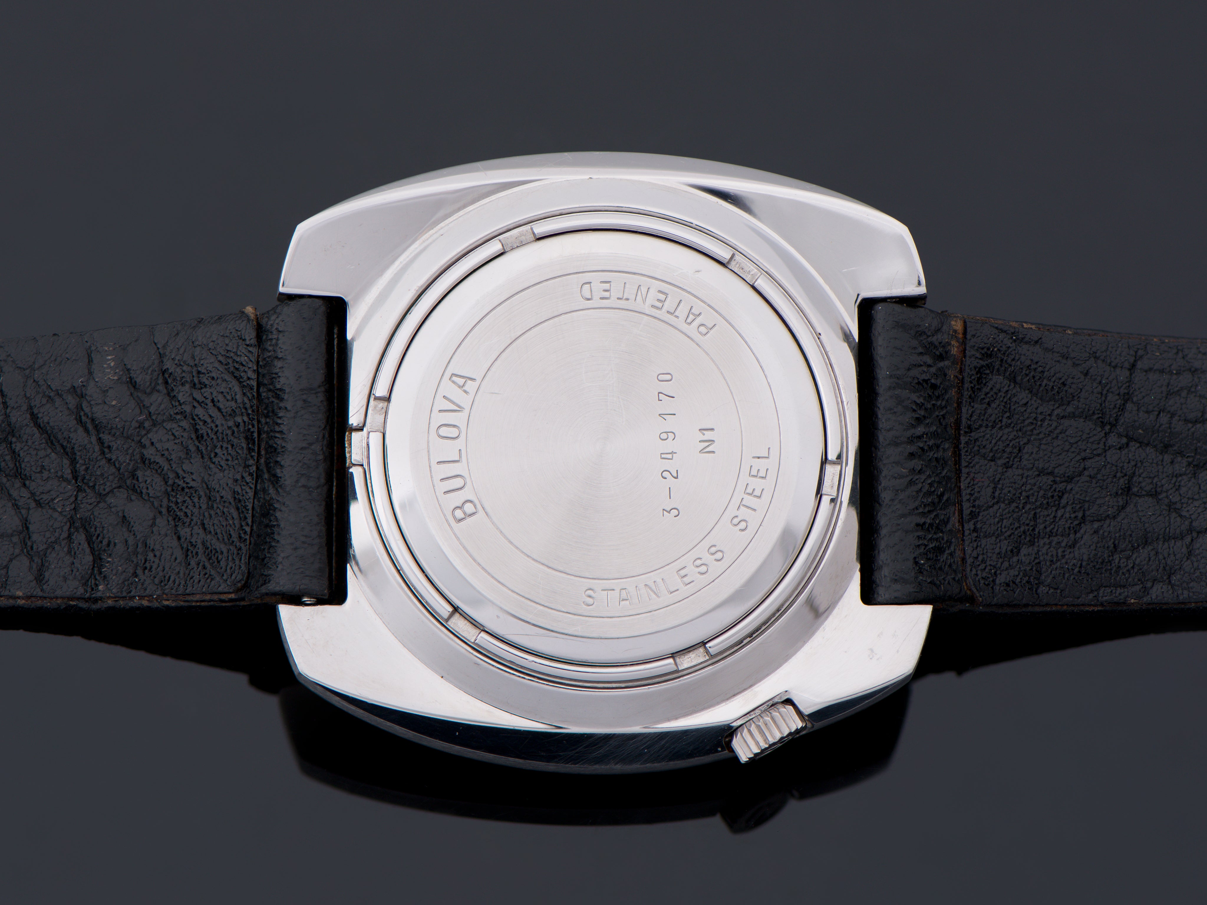 Bulova Accutron 2182F Safirglas Day/Date Watch with Box and Papers