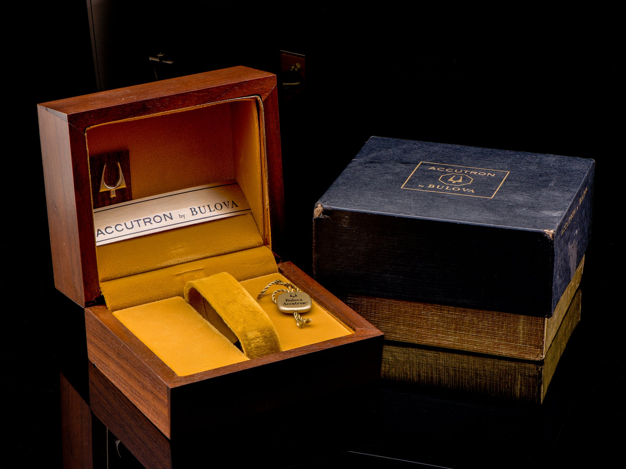 Bulova Accutron Wood Grain Vintage Watch Box