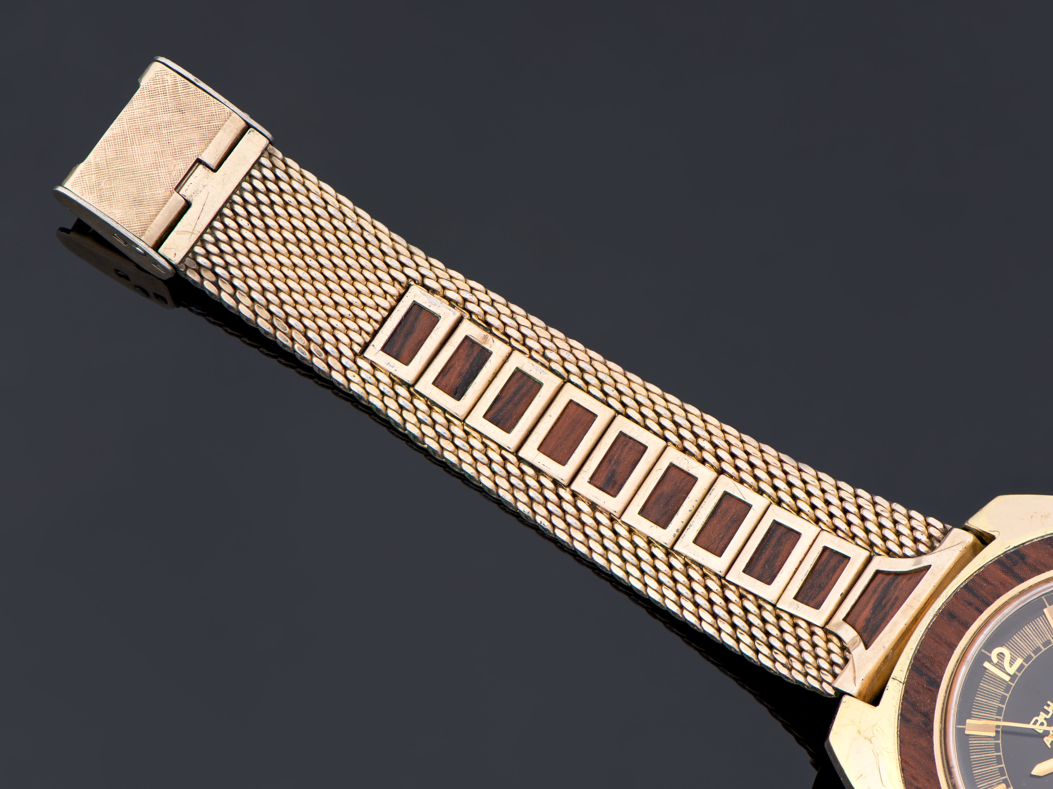 Bulova Accutron Woody 2182 Watch With Original Bracelet