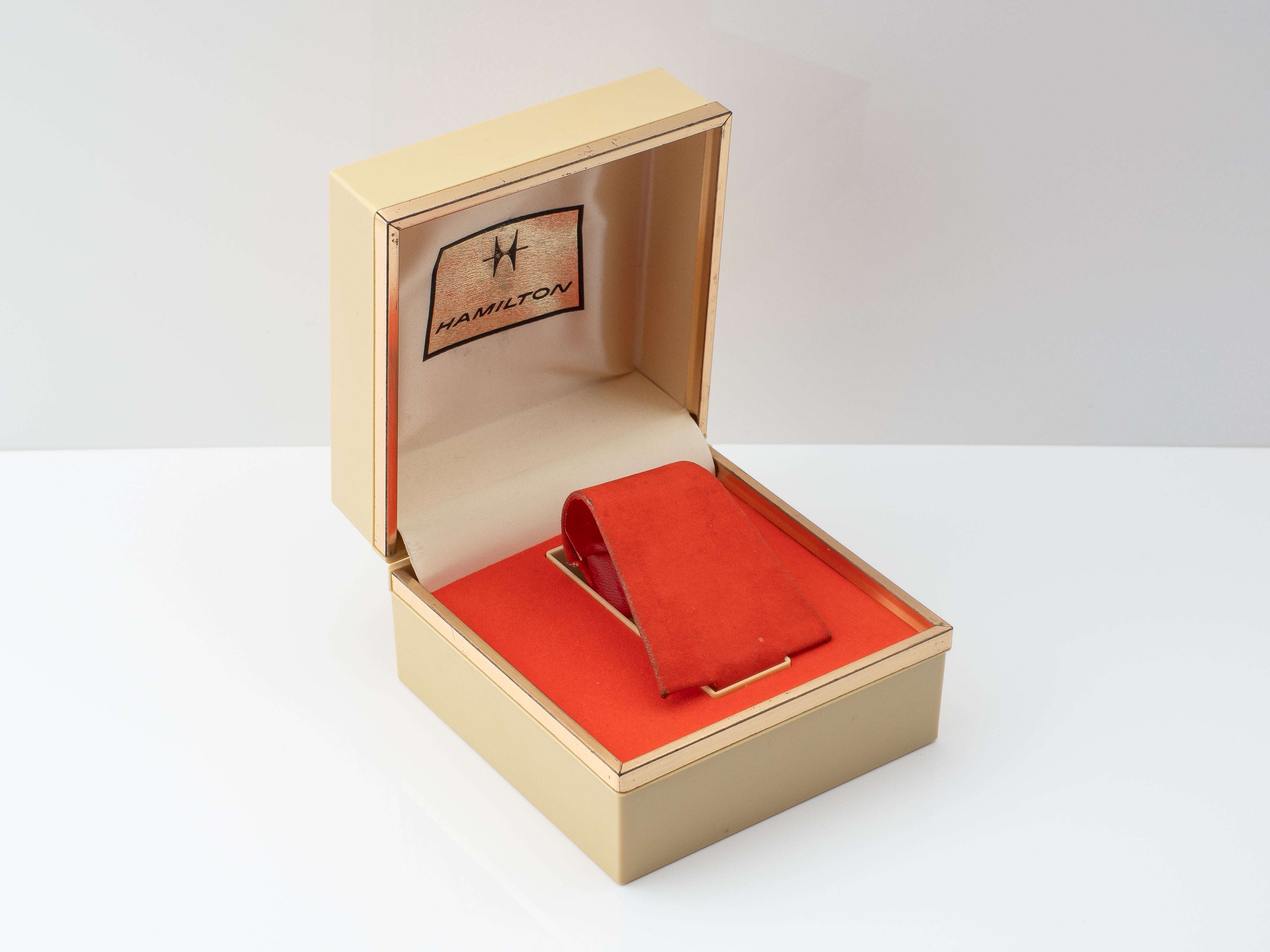 Hamilton Clamshell Watch Box for Medallion 22 Jewel Watch