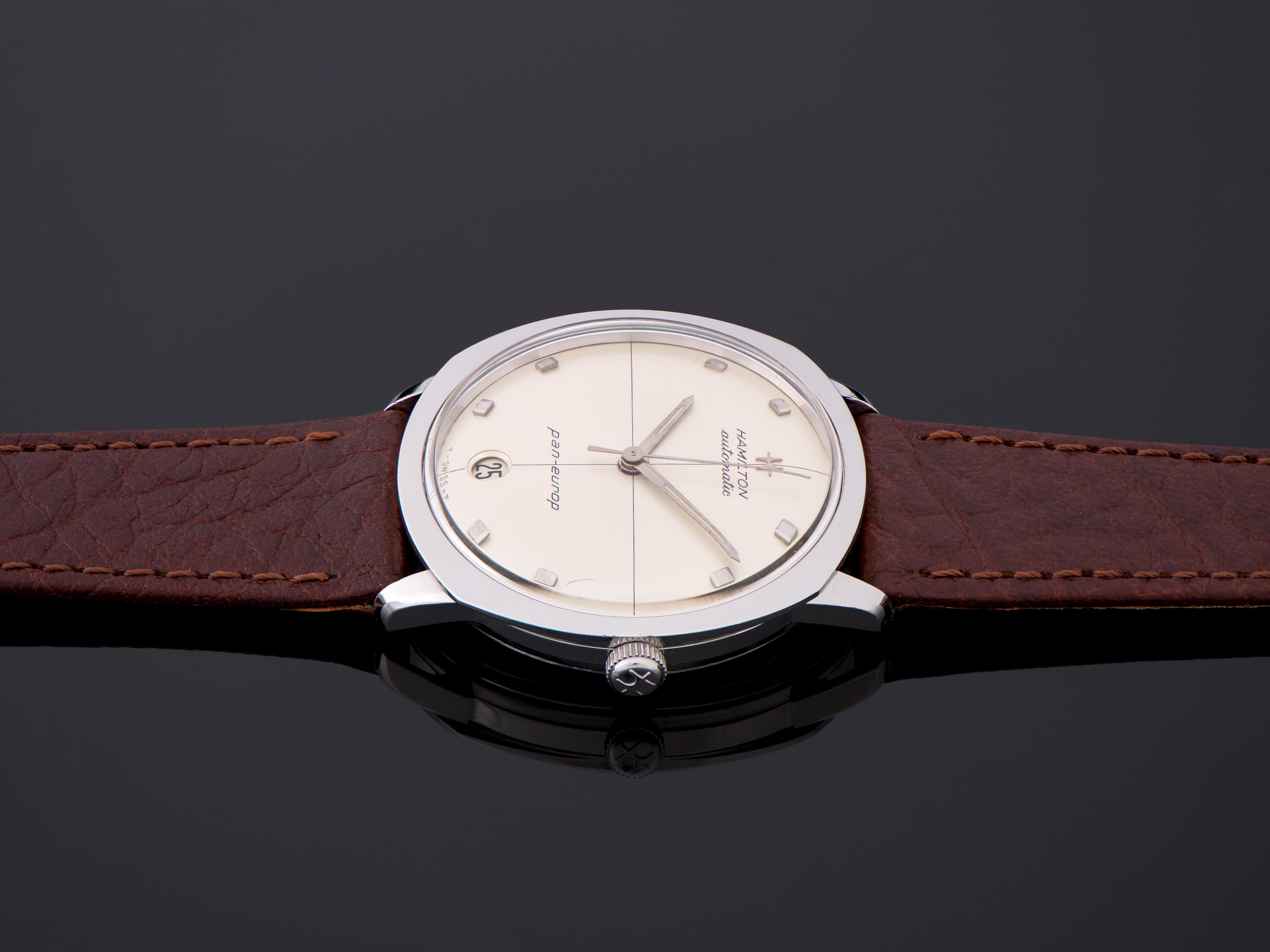 Hamilton Pan Europ Dateline A-579 Automatic Watch Circa 1964