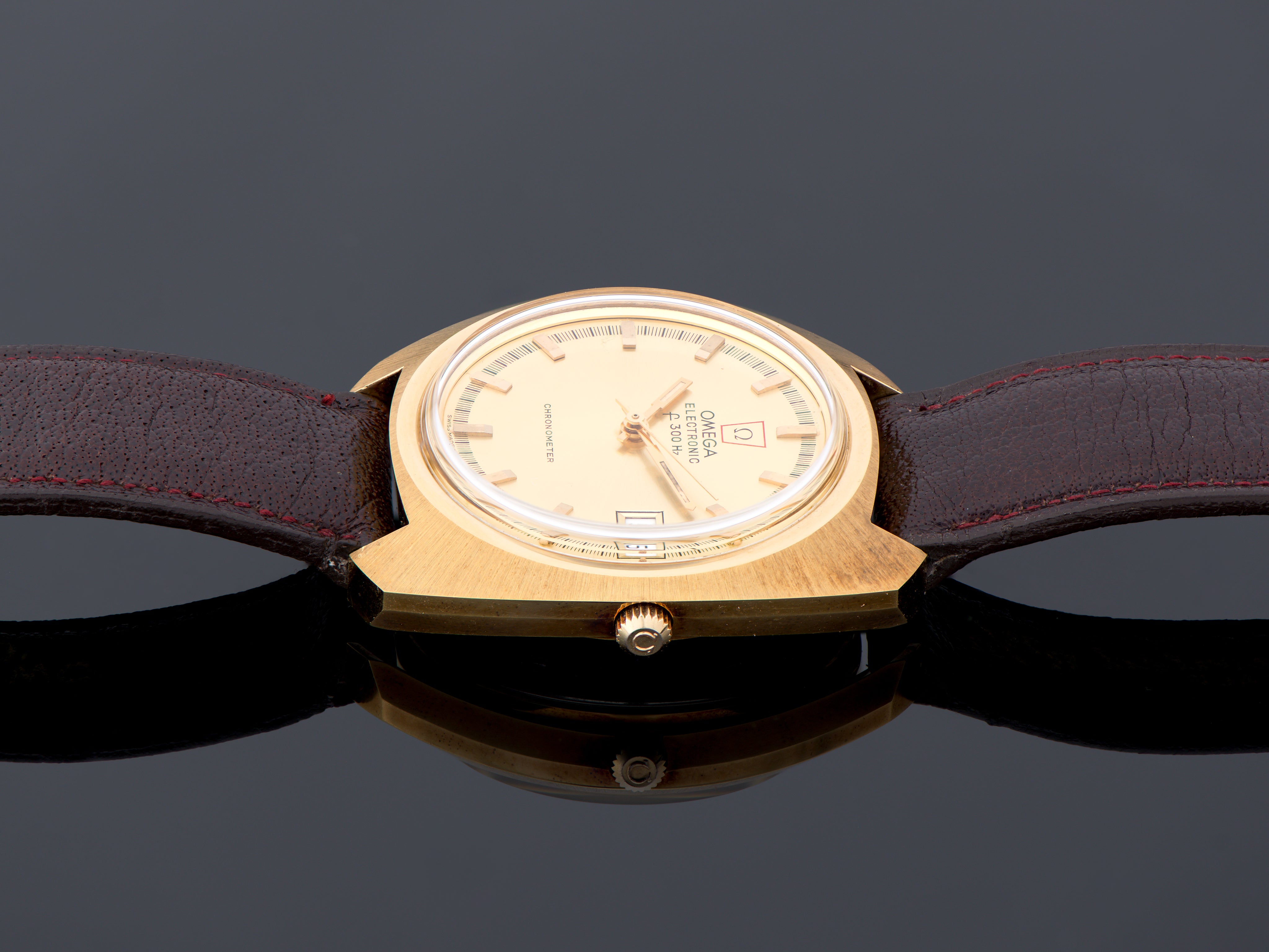 Omega Chronometer f300 Tuning Fork Watch ESA 9162