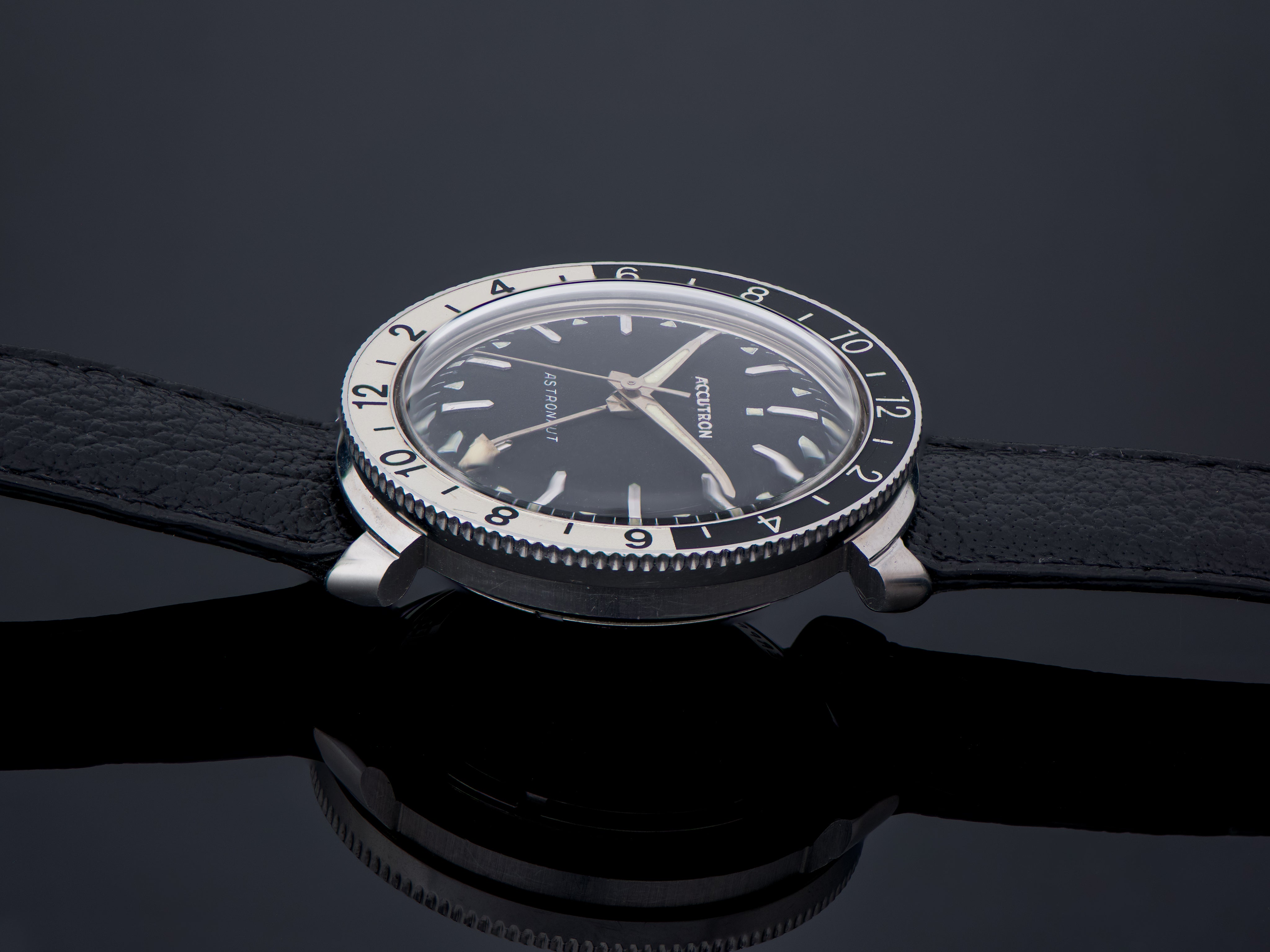 Bulova Accutron Astronaut Day/Night Bezel Watch | Unwind In Time