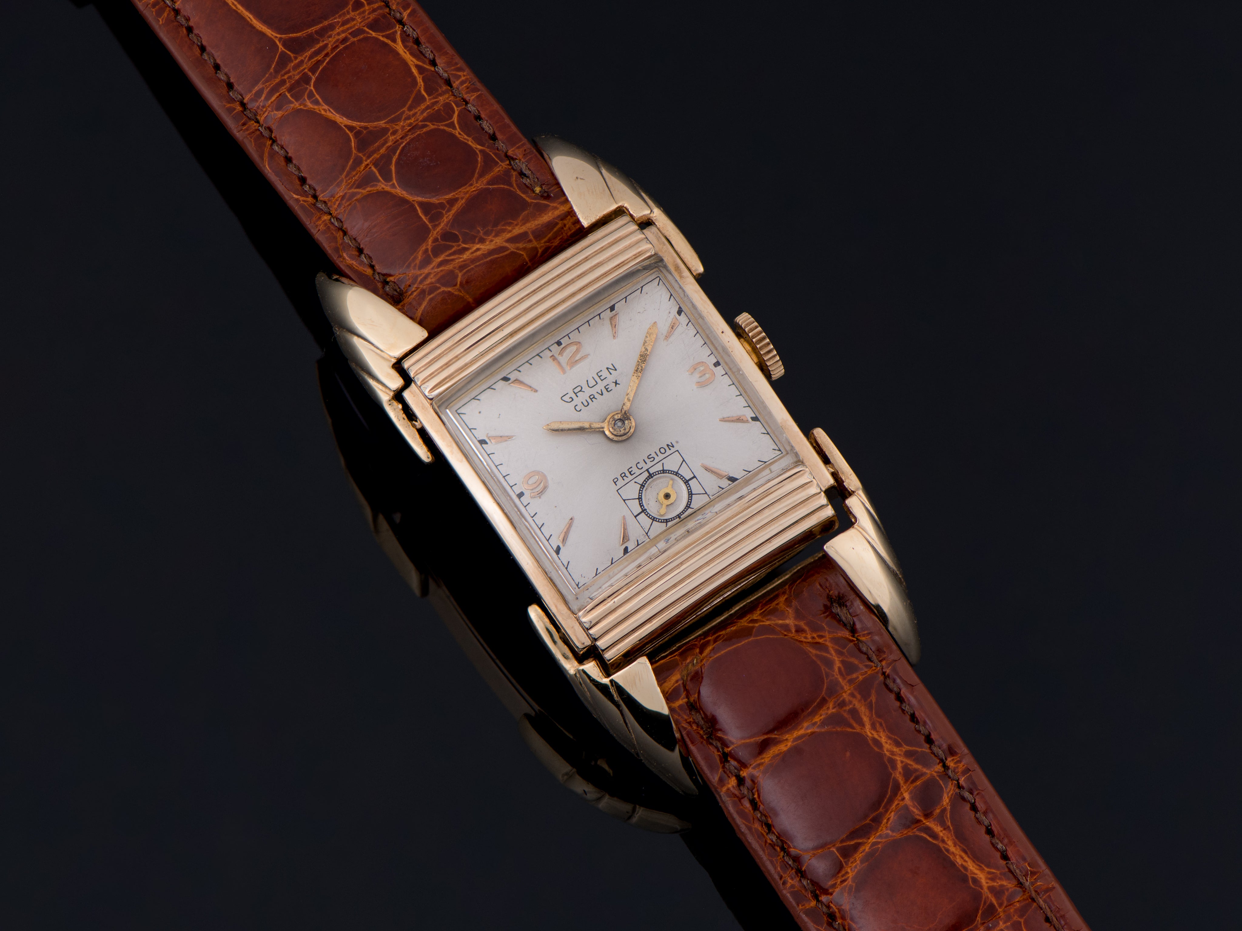 Gruen Curvex "Batwing" Driver's Black Dial Watch | Vintage