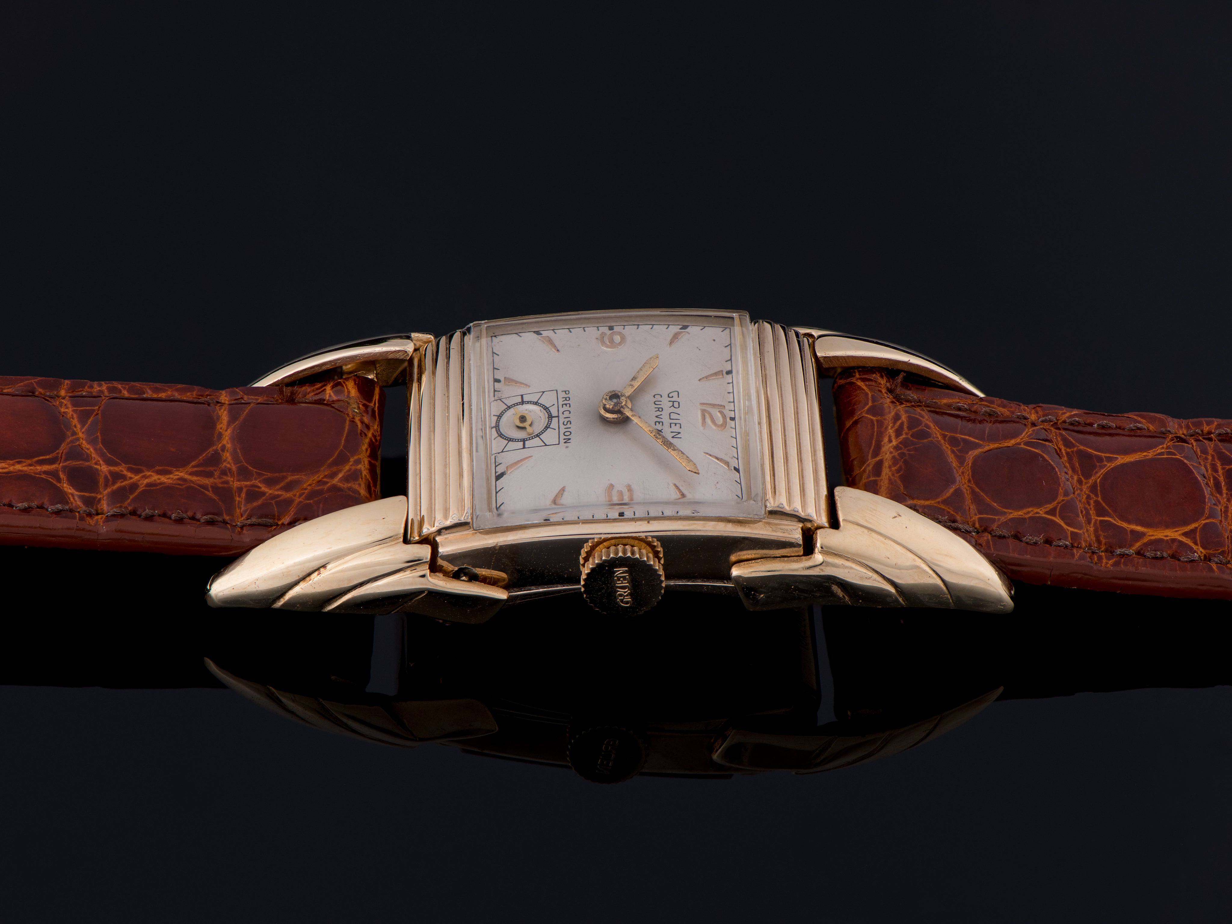 Gruen Curvex "Batwing" Driver's Black Dial Watch | Vintage
