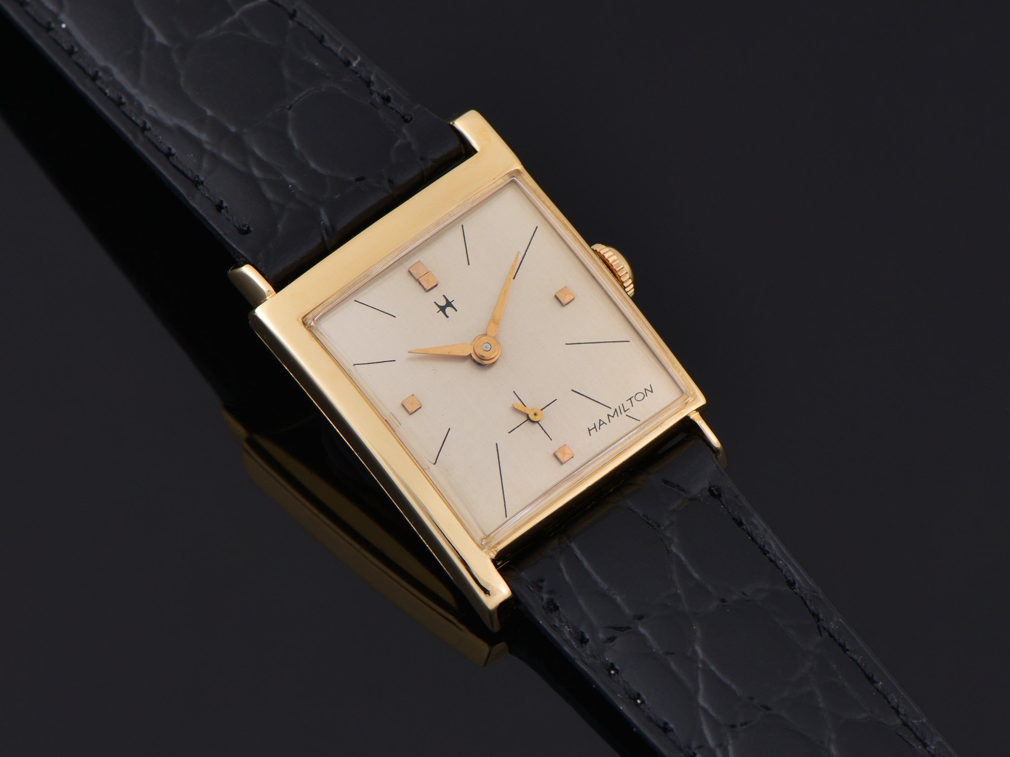 Hamilton Blade Asymmetric Watch | Unwind In Time