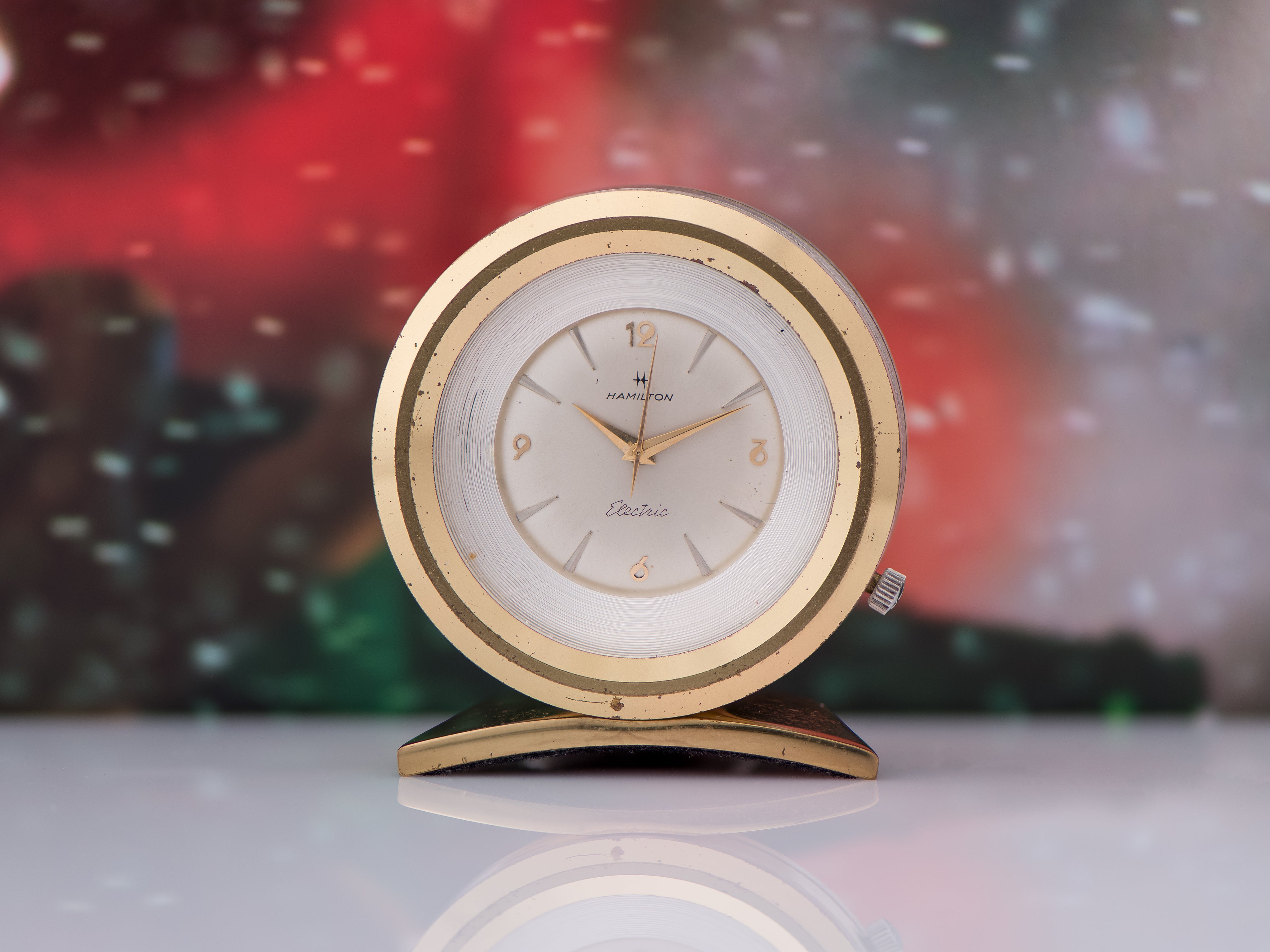 Hamilton Electric Desk Clock | Unwind In Time