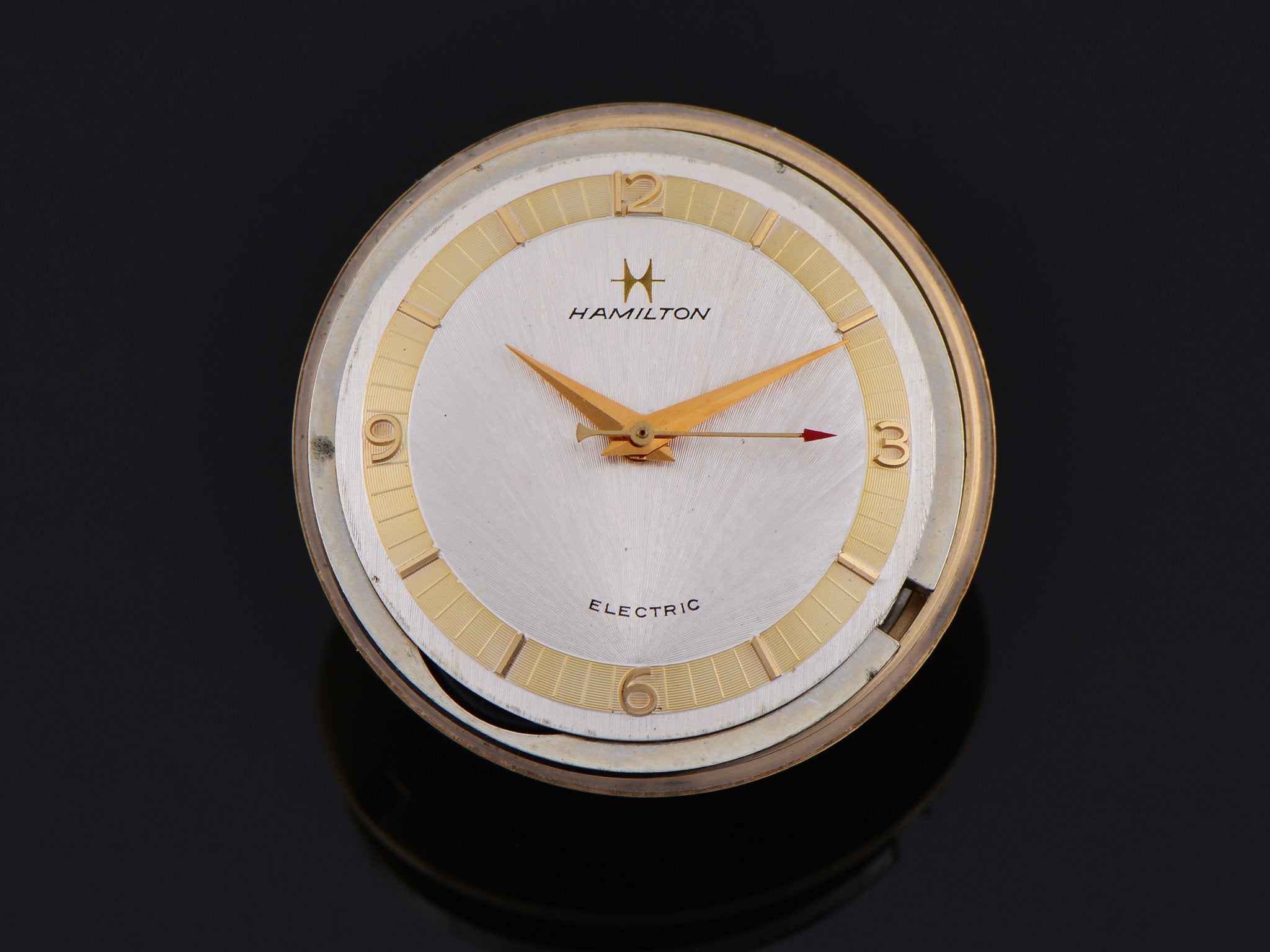 Hamilton Electric Saturn Watch | Unwind In Time