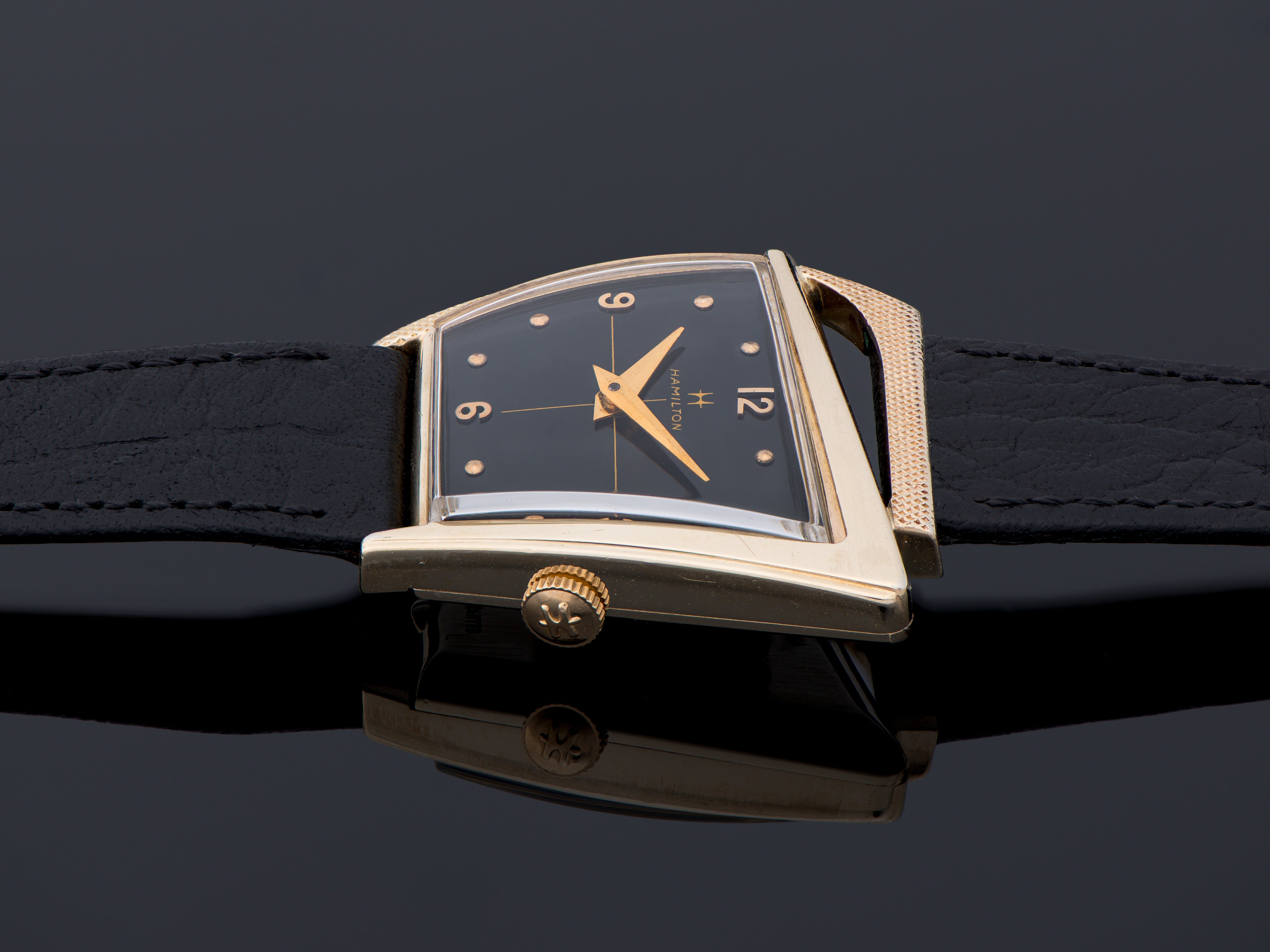 Hamilton Flight II Asymmetric Watch | Unwind In Time