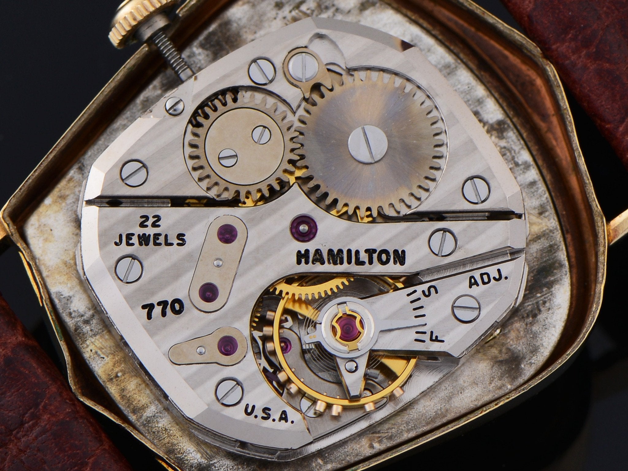 Hamilton Valiant Asymmetric Silver Dial Watch | Unwind In Time