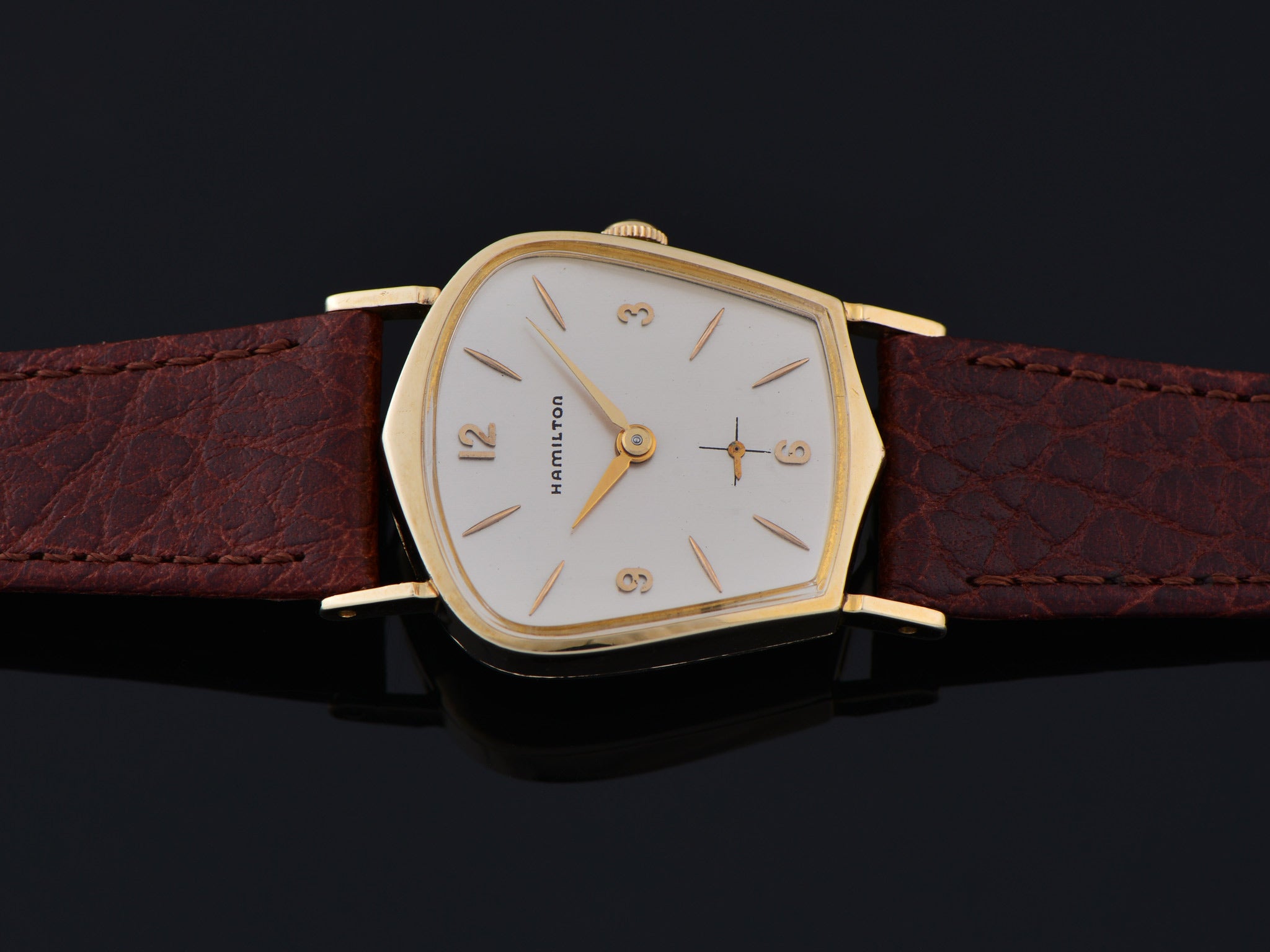 Hamilton Valiant Asymmetric Silver Dial Watch | Unwind In Time