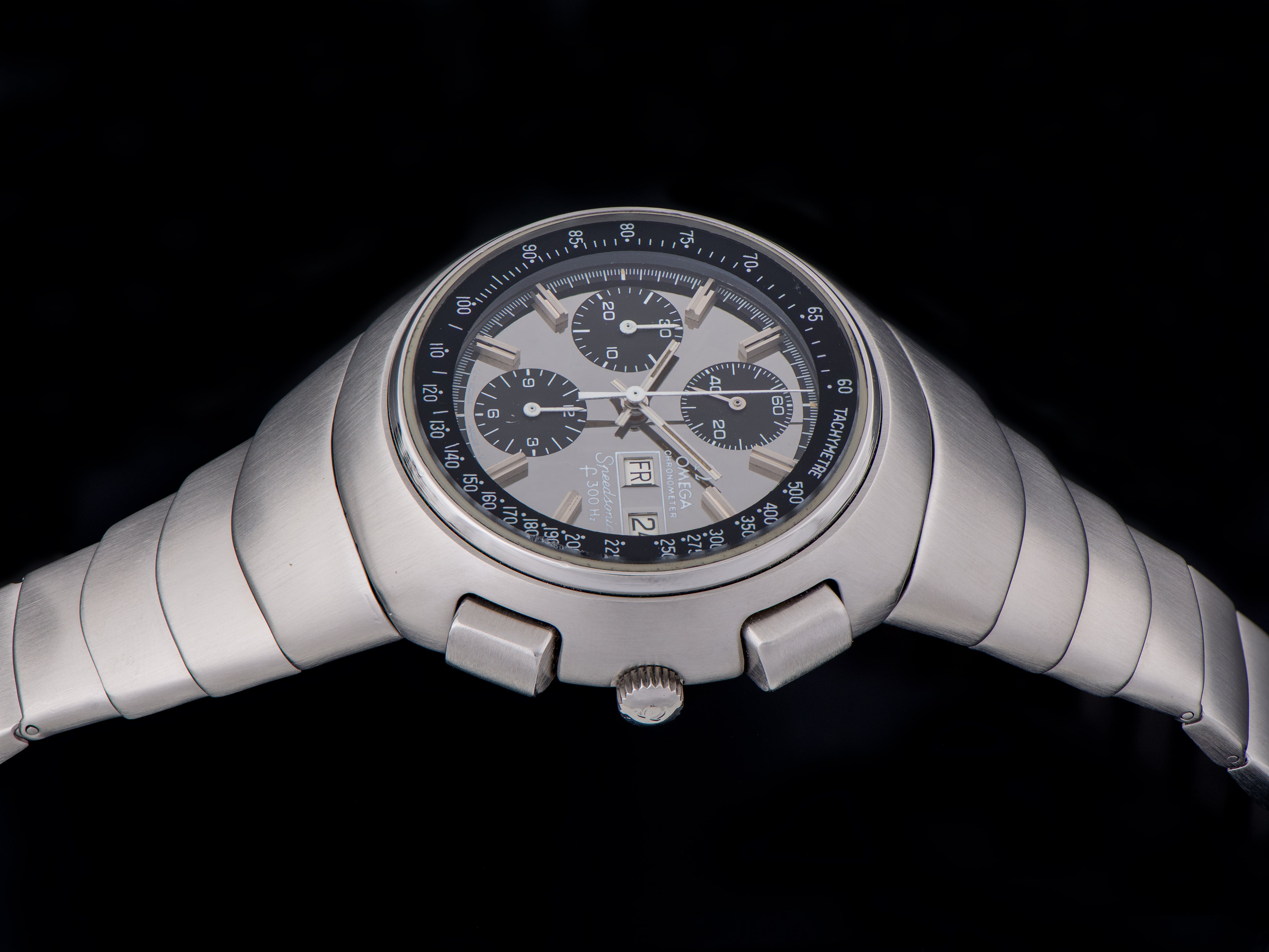 Omega Speedsonic "Lobster" f300 Tuning Fork ESA9210 Chronograph Watch ...