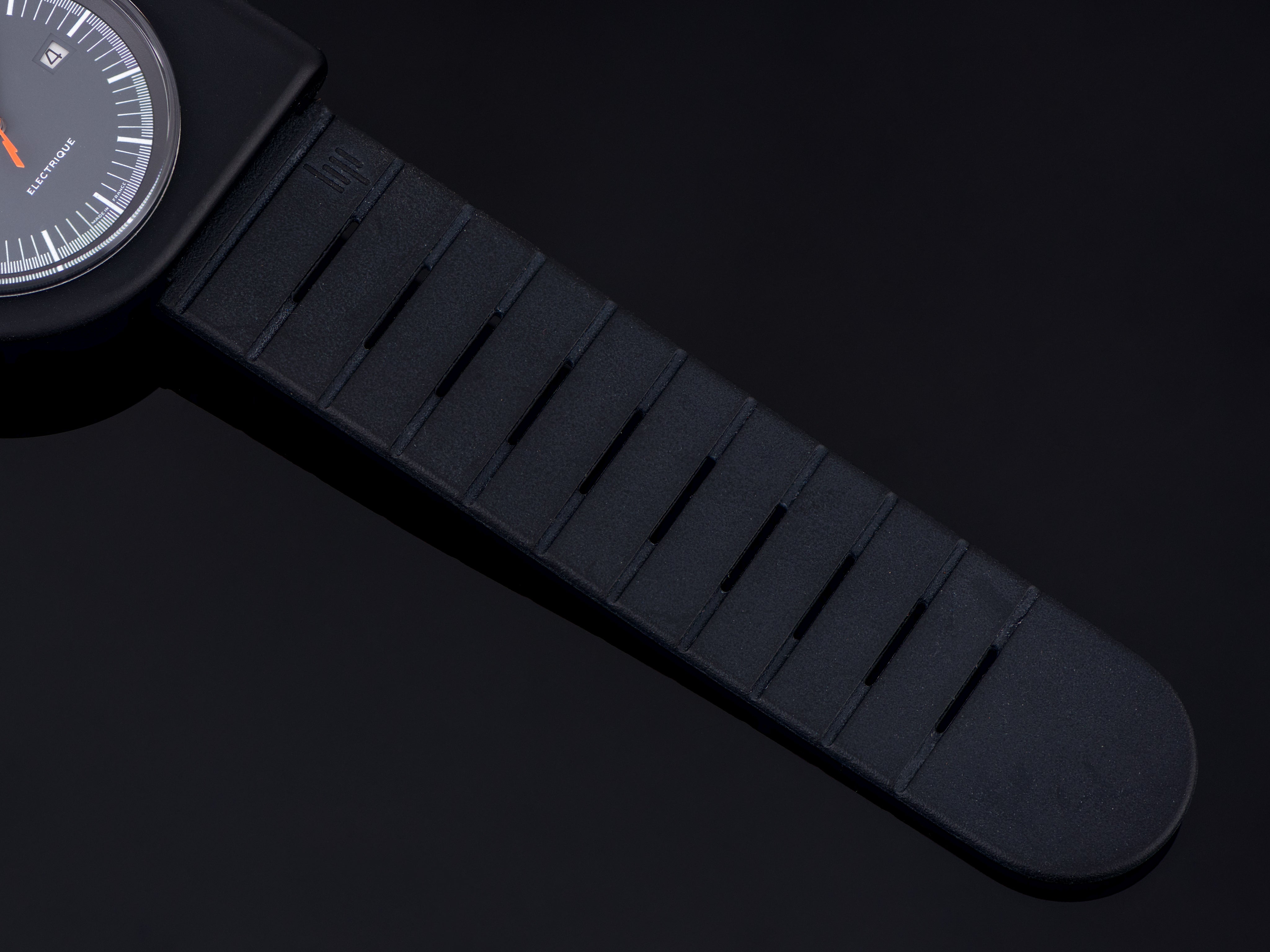 NEW OLD STOCK LIP "D" Electronic Roger Tallon Designed | Unwind In Time