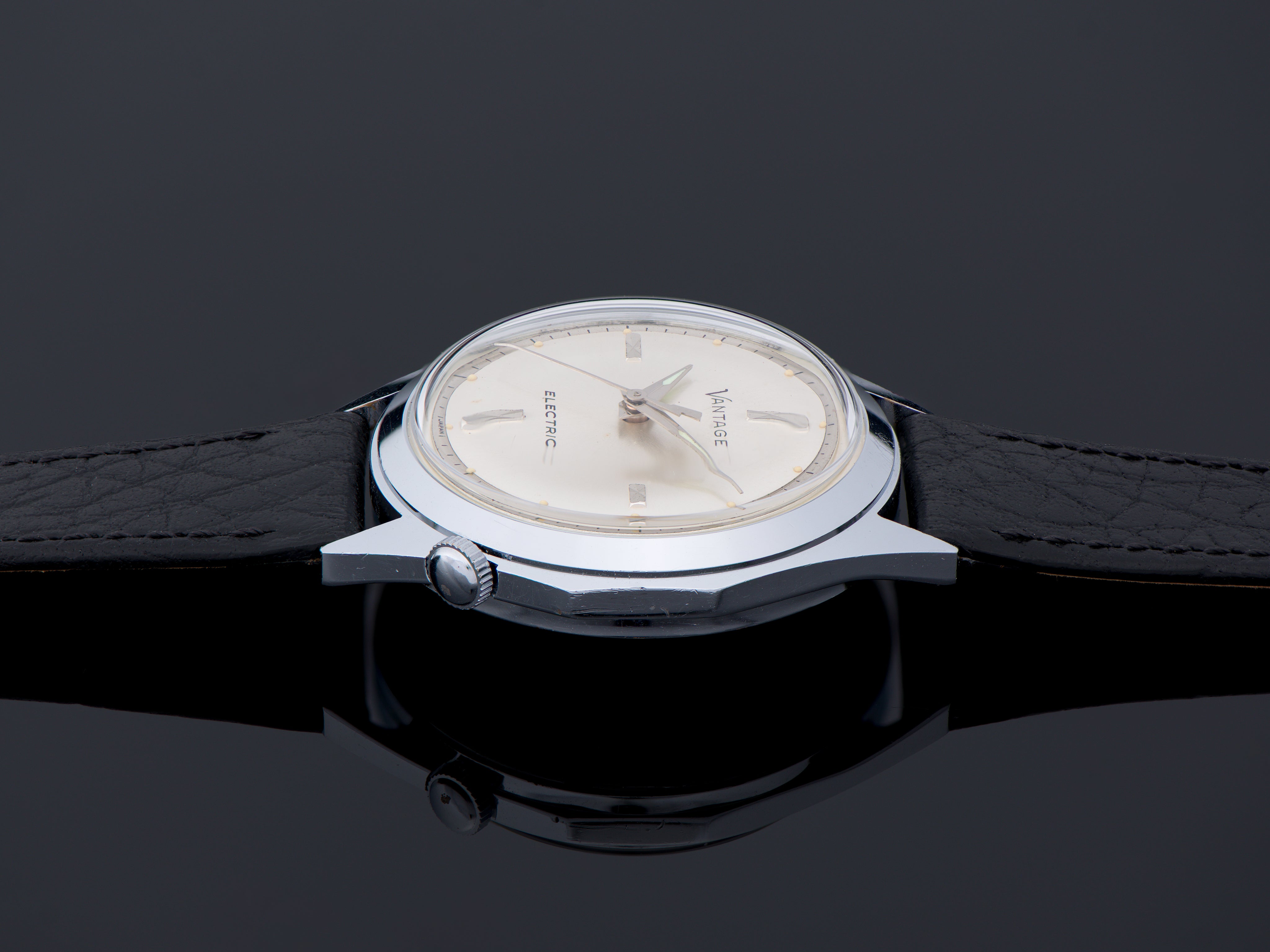 Vantage Electric 130E By Hamilton Clearview Watch